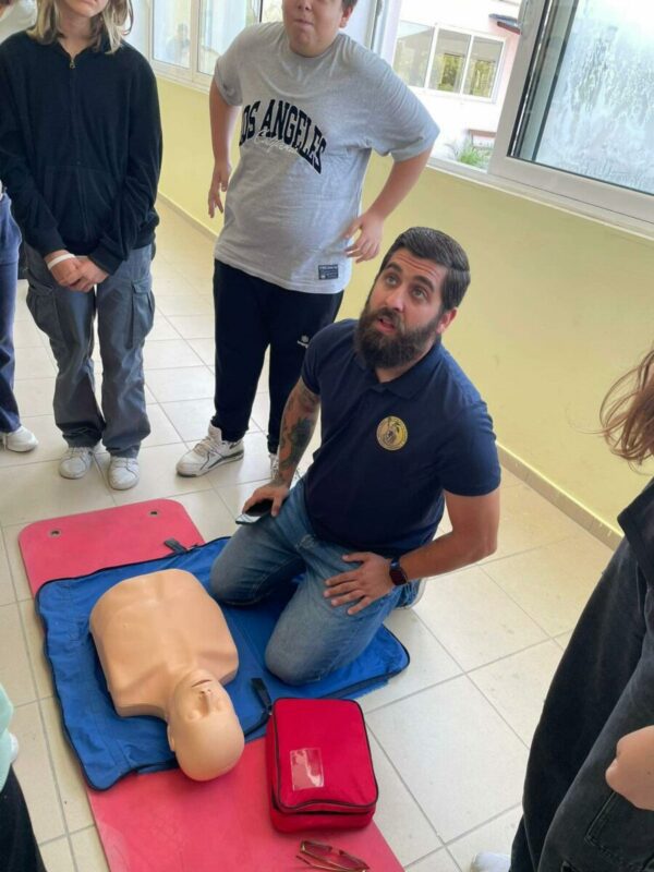 Εκπαιδευτικό Σεμινάριο Καρδιοπνευμονικής Αναζωογόνησης (Κ.Α.Ρ.Π.Α) Στο ...